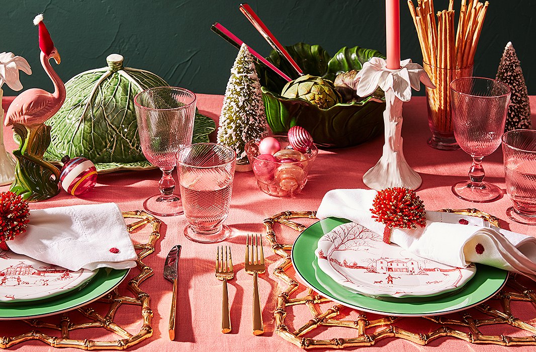 4 Festive Ways to Dress Your Holiday Table