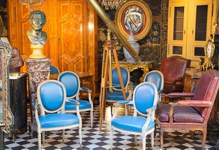 Our Essential Paris Vintage Shopping Guide